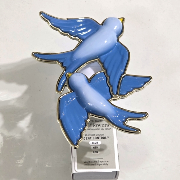Bath & Body Works | Bath | Bath Body Works Lovey Doves Blue Birds Scent ...